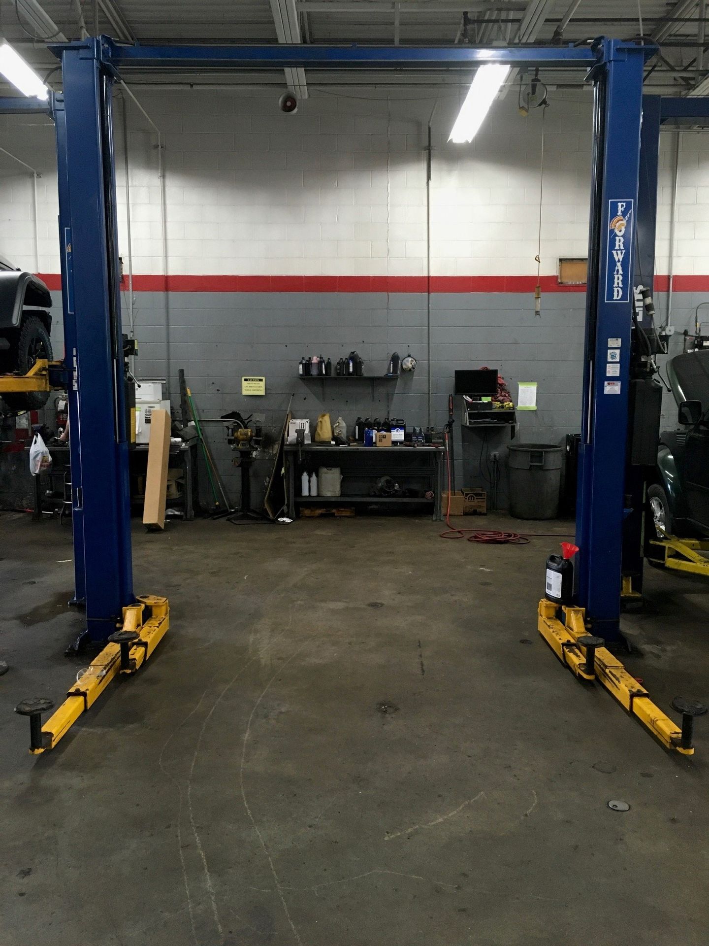 Automotive Lift Service | Northcoast Equipment Specialists, Inc.